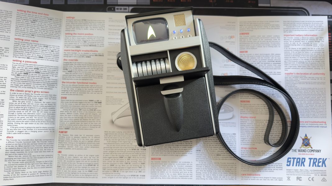 REVIEW: The Wand Company Tricorder – Trek Central